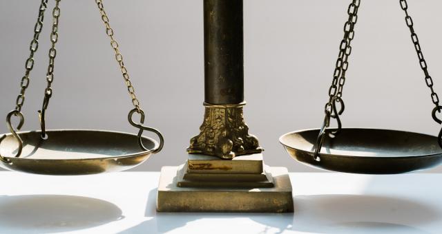 Minister Żurek odwołuje prezesów sądów bez KRS - możliwe konsekwencje i ...